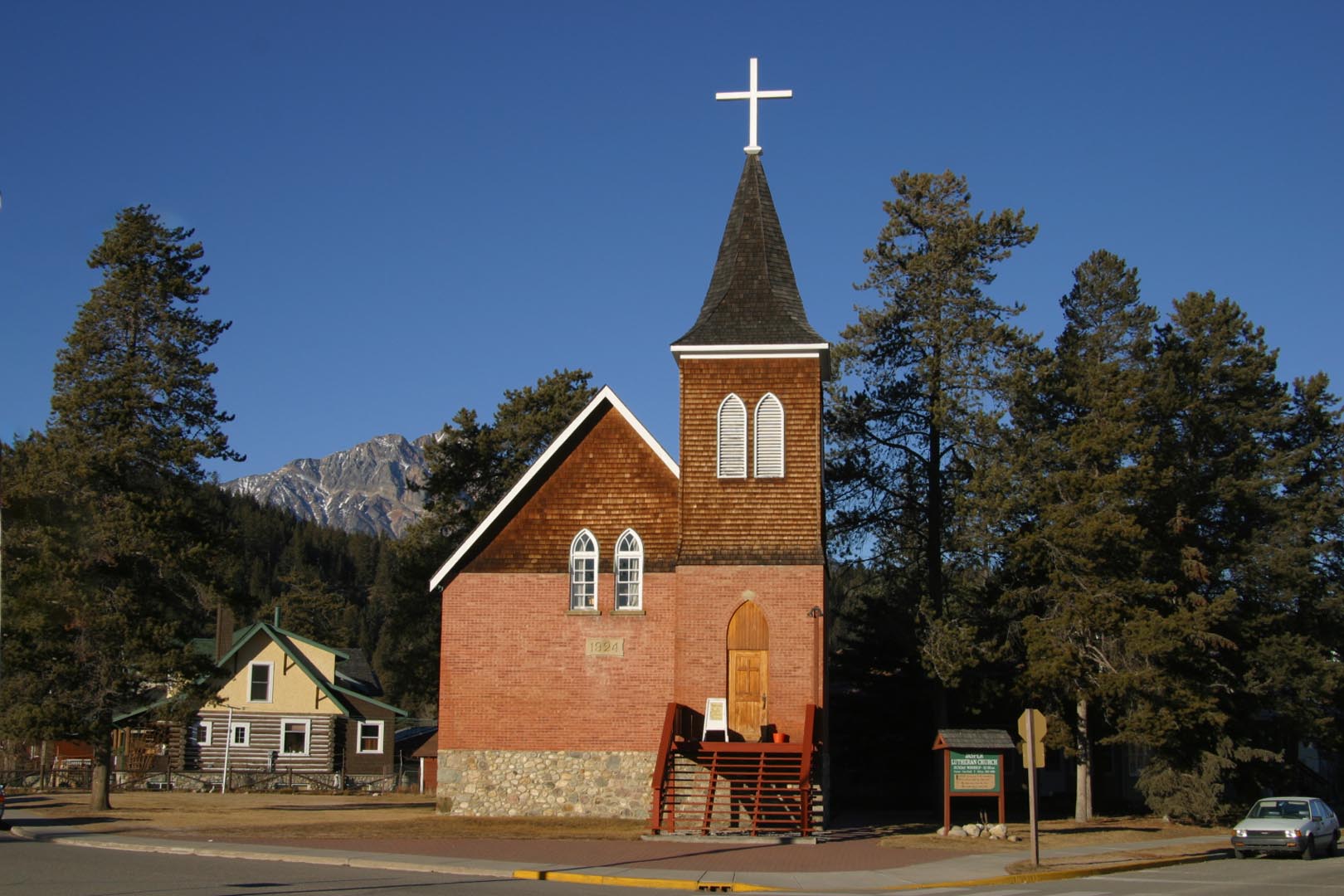 Services | All about Jasper National Park