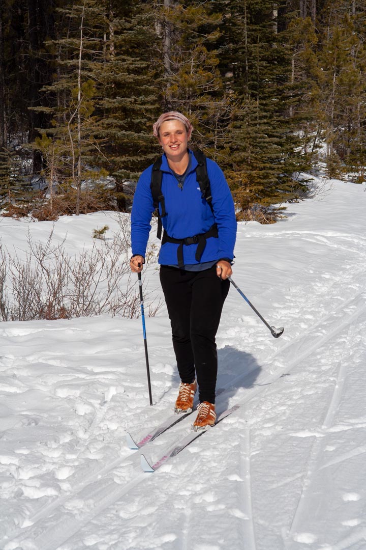 Cross-Country Ski Moab Lake | All about Jasper National Park