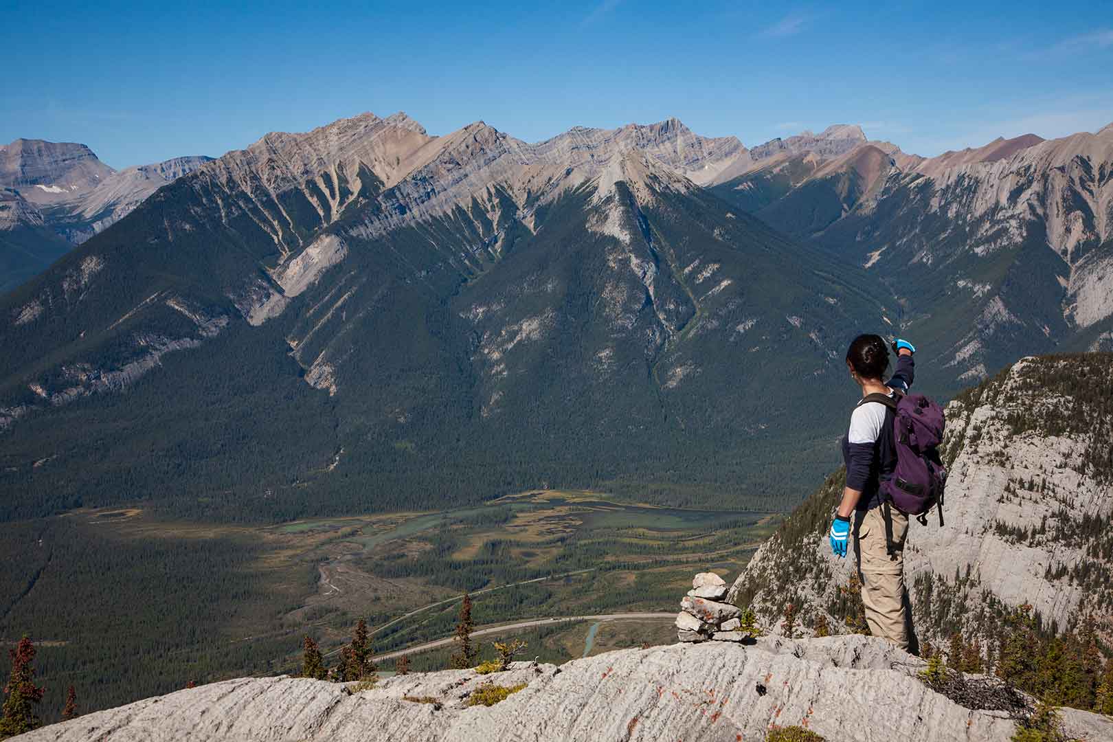 Hiking Hawk Mountain | All about Jasper National Park
