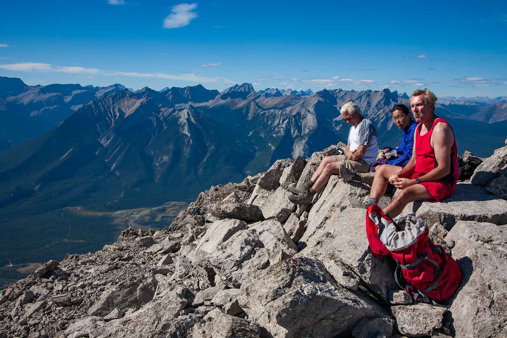 Hiking Hawk Mountain | All about Jasper National Park