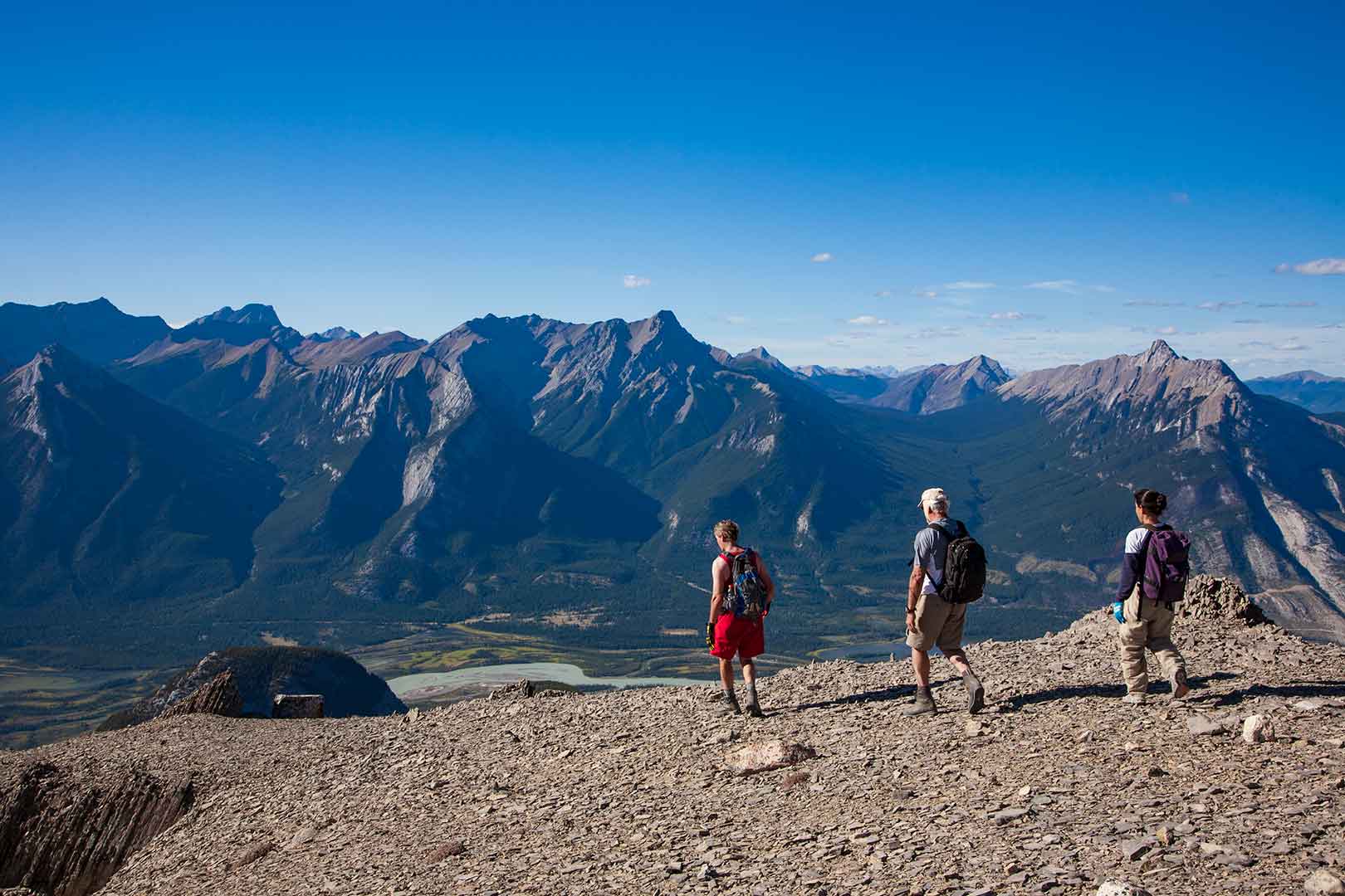 Hiking Hawk Mountain | All about Jasper National Park