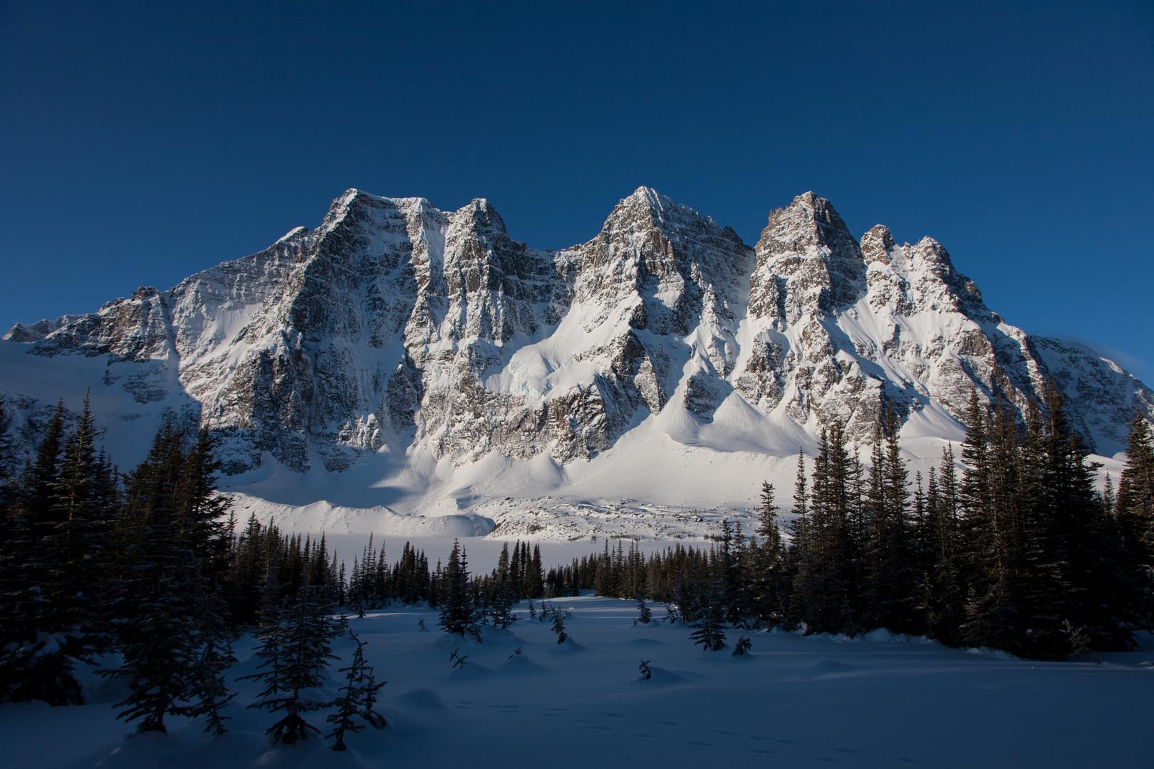 Ski Tour Tonquin Valley | All about Jasper National Park