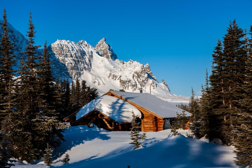 Ski Tour Tonquin Valley | All about Jasper National Park